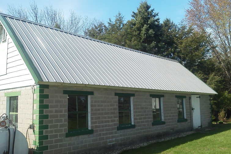 Brilliant White/Green. Tuff Rib - Rush River